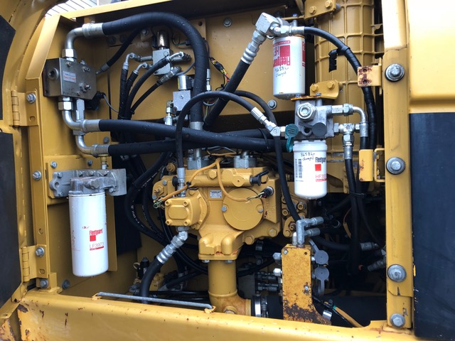 2012 CAT 320DL (15)