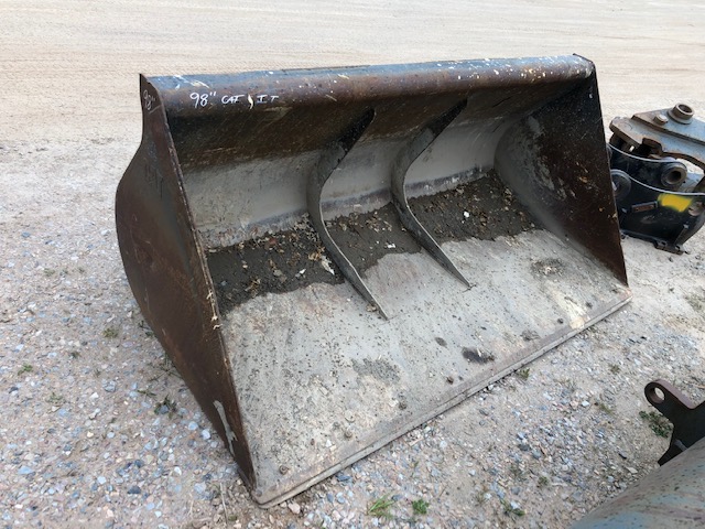 98 Inch CAT IT Coupler Bucket 1